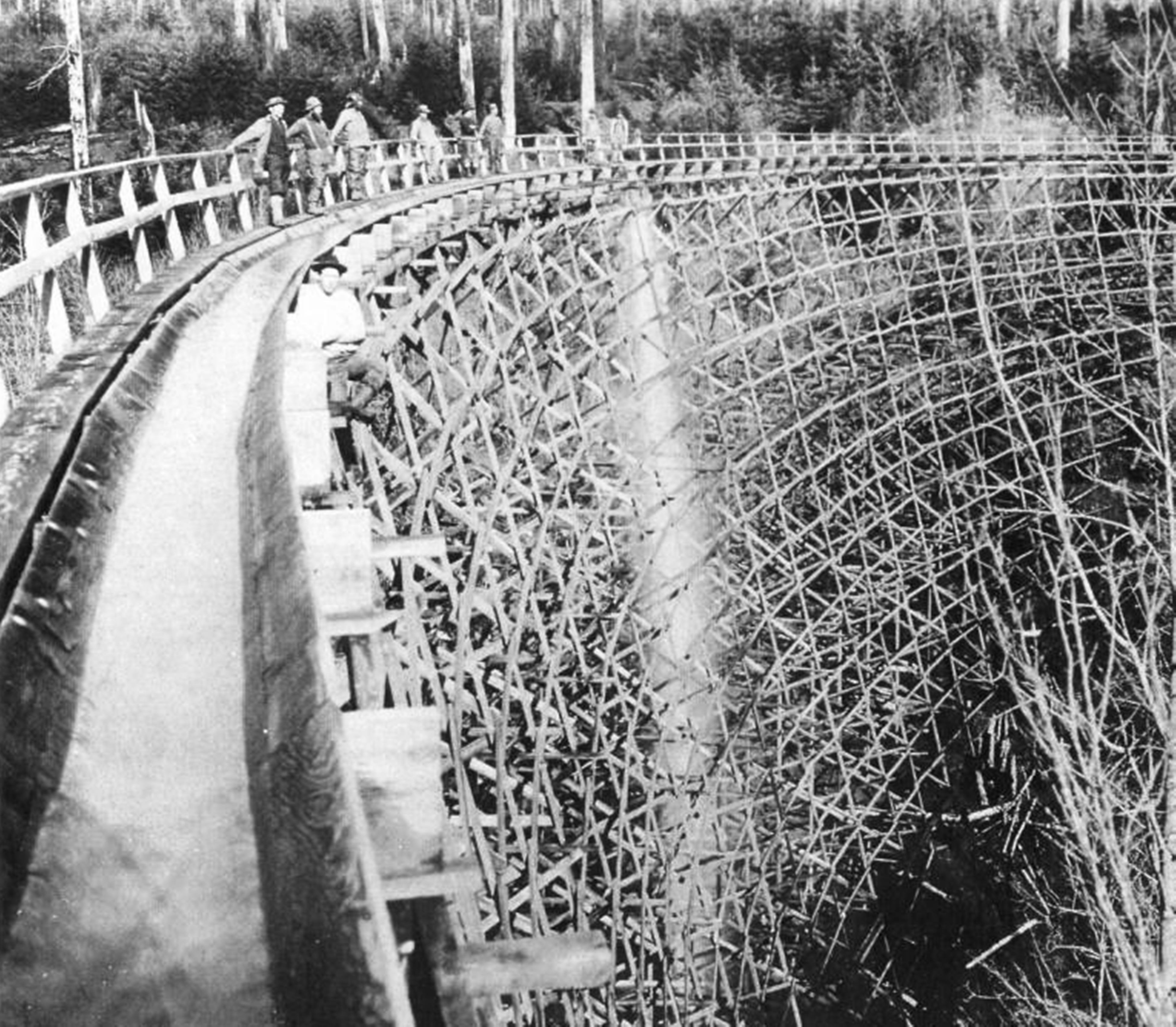 Logging & Flumes | La Center Historical Museum